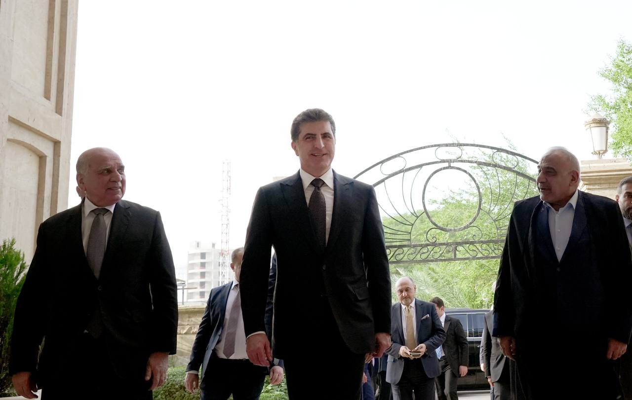 Serok Nêçîrvan Barzanî û birêz Adil Ebdulmehdî hevdîtinek pêkanîn ...